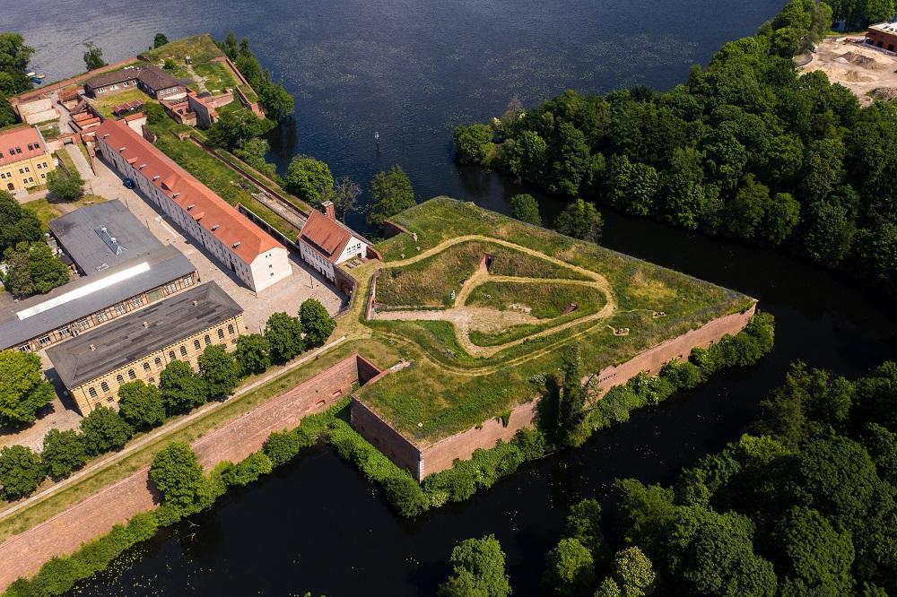 » ÖFFENTLICHE FÜHRUNG / ZITADELLE